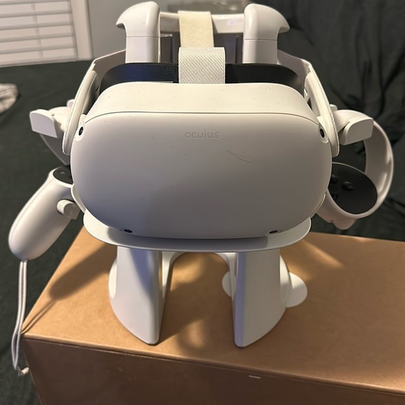 Oculus | VR, AR & Accessories | Oculus Quest 2 Vr With Stand | Poshmark